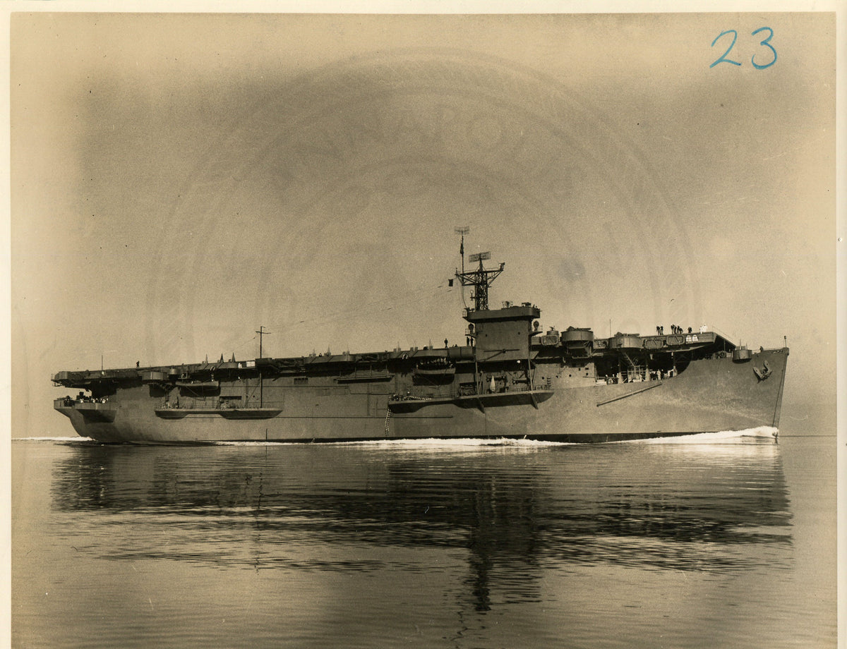 Official Navy Photo of WWII era USS Breton (CVE-23) Aircraft Carrier ...