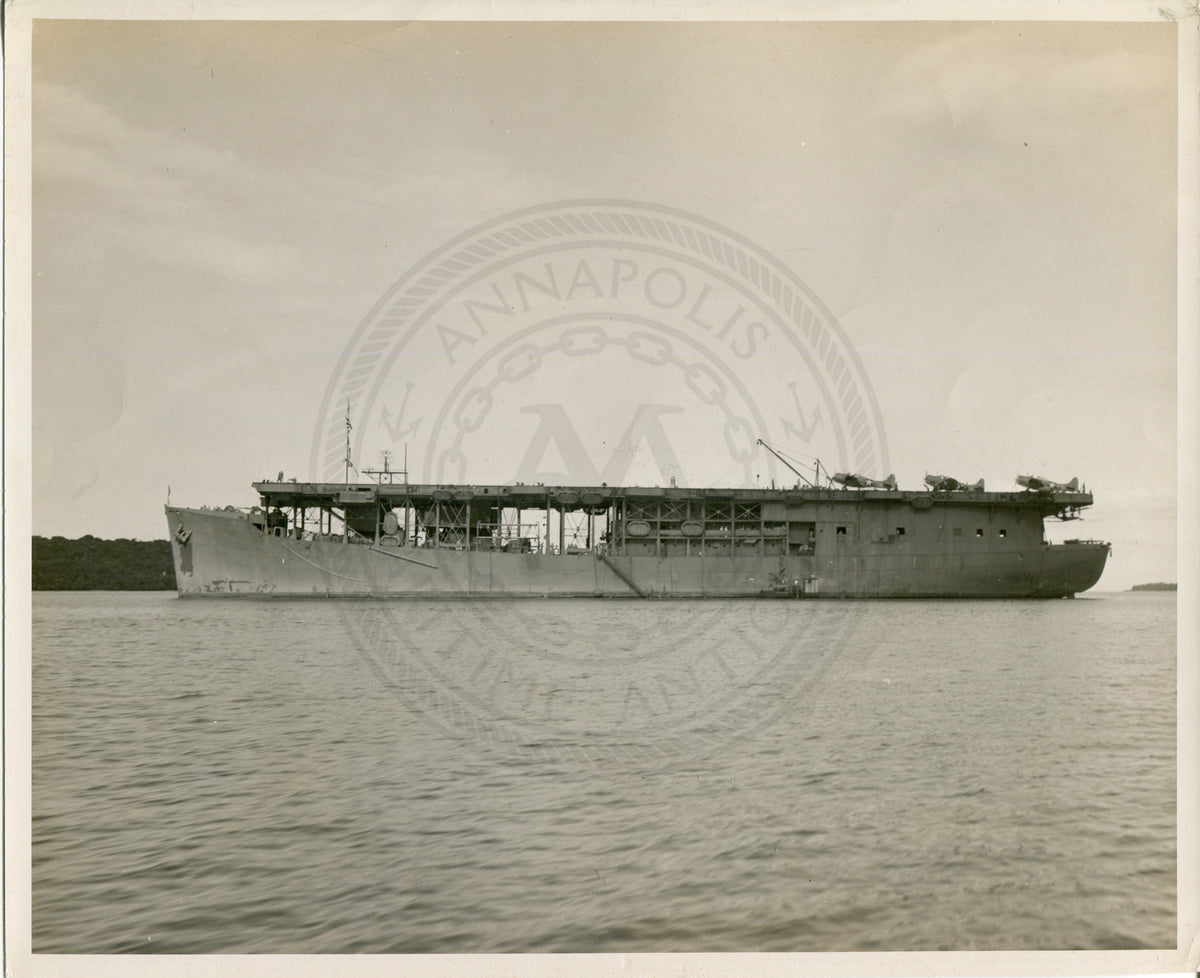 Official Navy Photo of WWII era USS Long Island (CVE-9) Aircraft Carri ...