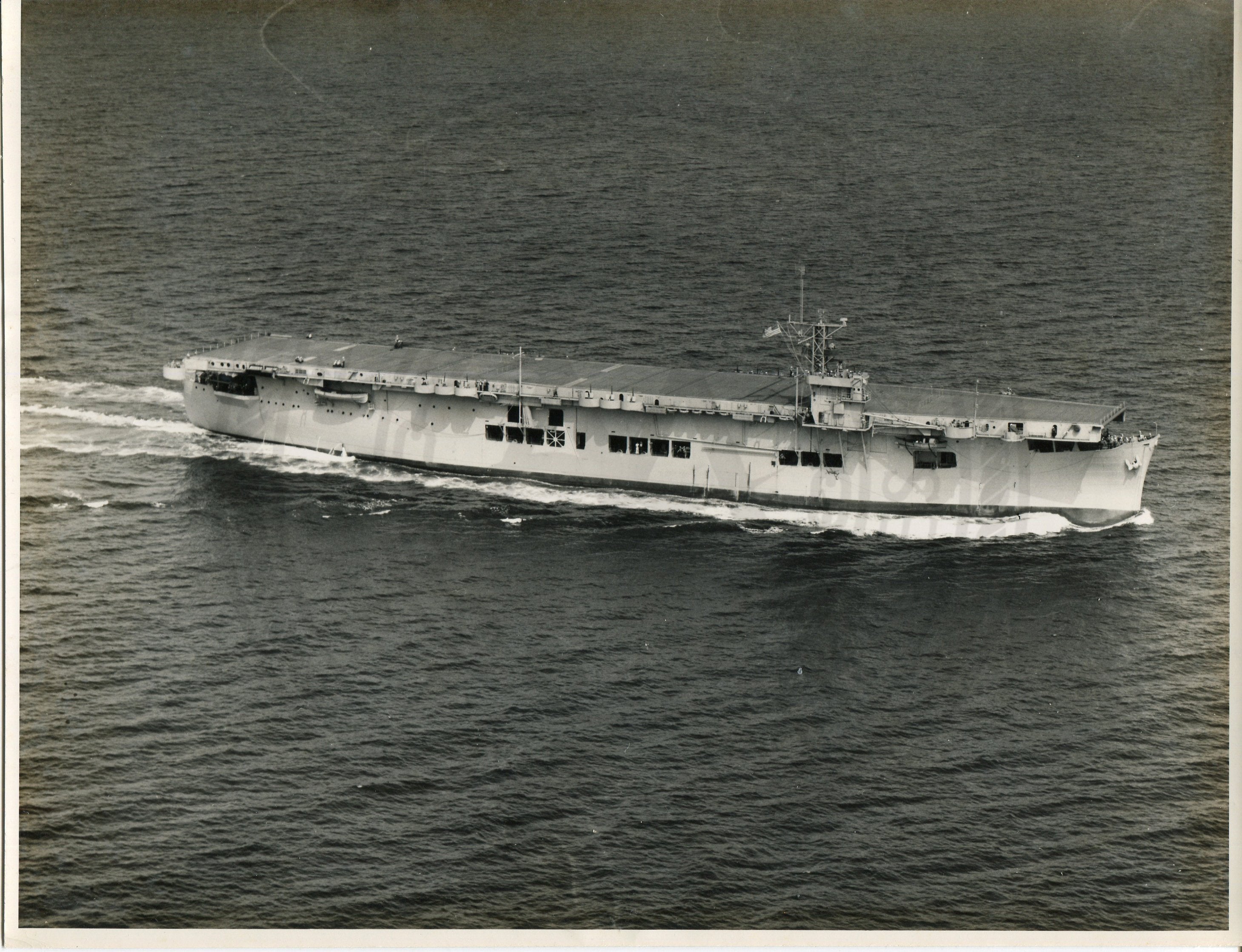 Official Navy Photo of WWII era USS Sangamon (CVE-26) Aircraft Carrier ...